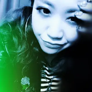 Shinri Artworks | Online art store for contemporary art | ArtSticker