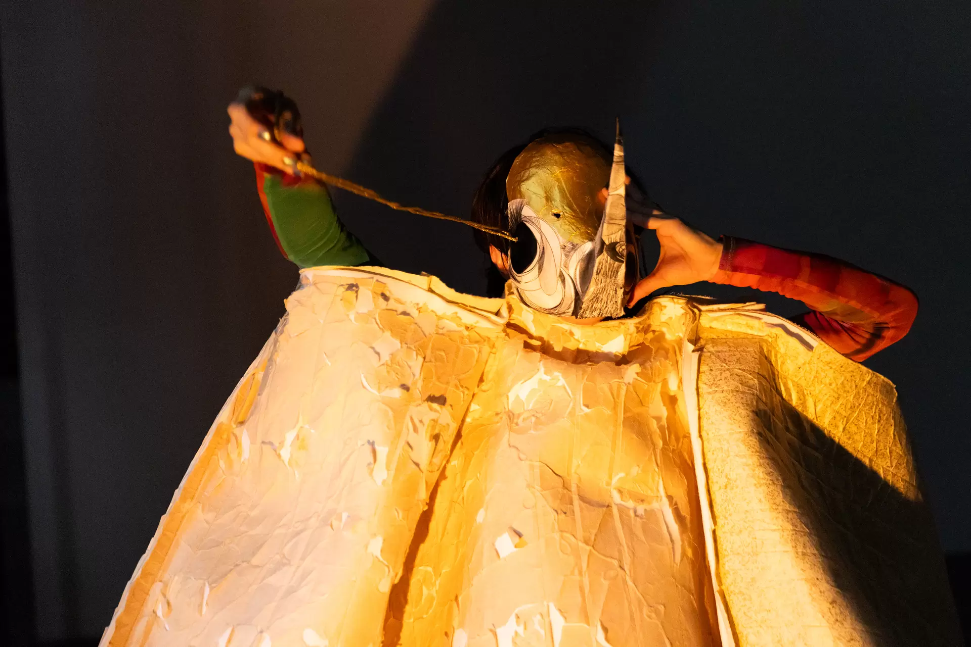 EN. Un Yamada Solo Dance with "Hitogata" by Co.山田うん | 現代アートの販売・通販 ...